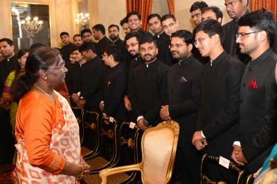 President Murmu asks IAS officers to reach out to underprivileged ...