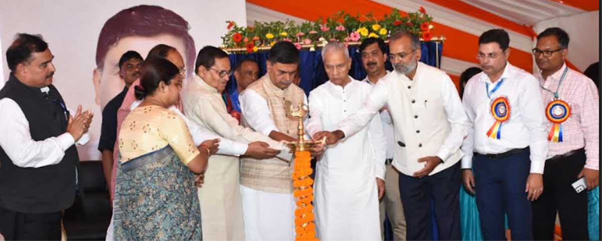 Minister of Power, New and Renewable Energy lays foundation stone for ...