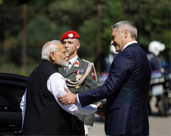 PM Modi and Austrian Chancellor agree to strengthen ties, discuss ...