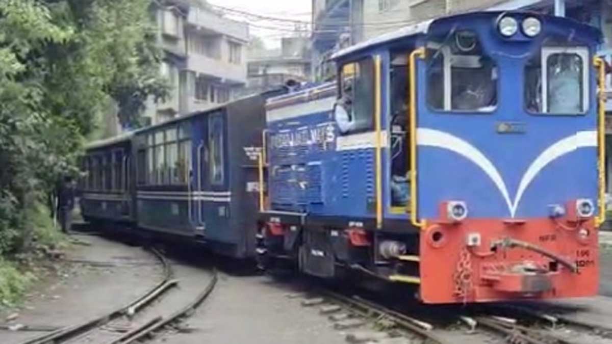 Final trial run of NDM-6 diesel-hydraulic loco successfully conducted ...