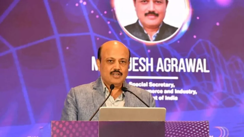 Rajesh Agrawal Assumes Role as New Commerce Secretary