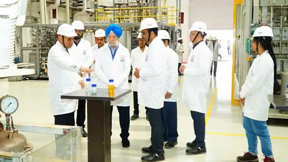 Hardeep Singh Puri Inaugurates HTL Pilot Project at HPCL R&D Centre